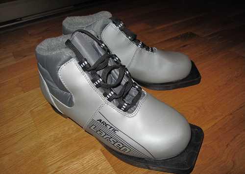 Лыжные ботинки бу Larsen Arctic NN75 р.36 24,0см