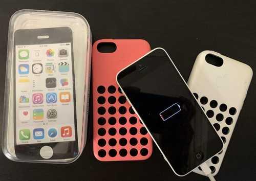 iPhone 5C в коробке + 2 чехла