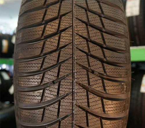 285 45 r21 зима. Bridgestone 285/45r21 113v XL Blizzak lm001 EVO * RFT. Bridgestone Blizzak lm001. Bridgestone Blizzak lm001 RUNFLAT. Бриджстоун близак лм 001.