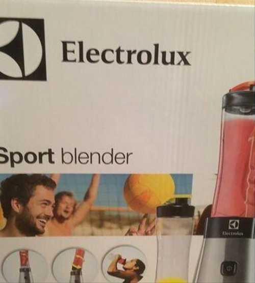 Блендер Electrolux