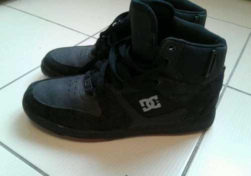 DC Shoes