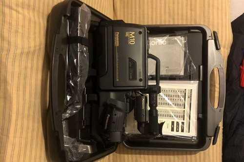 Видеокамера Panasonic M10 NV-M10EO