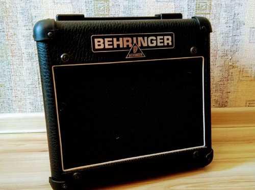 Комбоусилитель Behringer AC108 Vintager