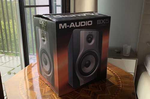 Колонка M-audio BX5
