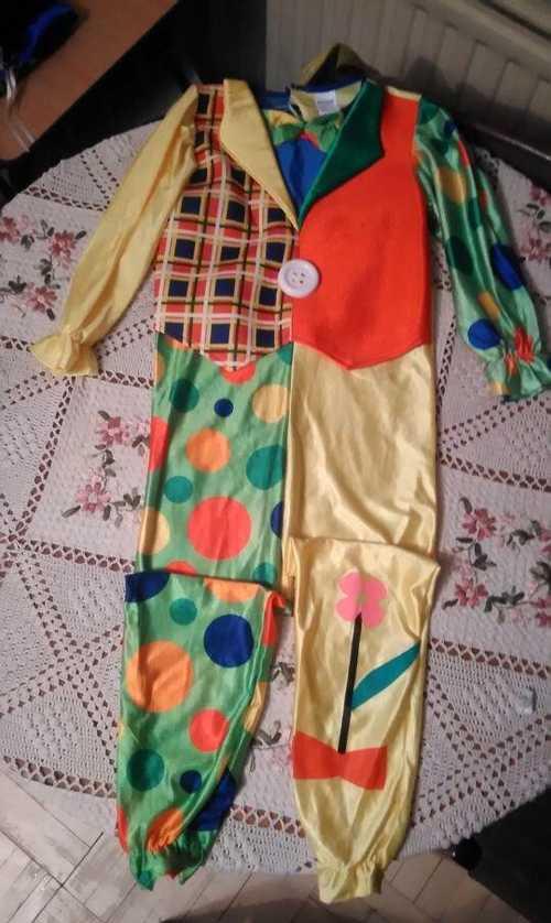 Прокат костюма клоуна, петрушки, снеговика