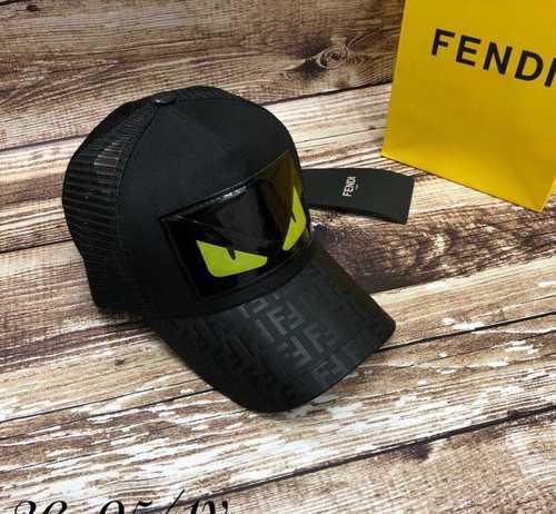 Бейсболка fendi