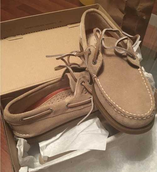 Топсайдеры Sperry