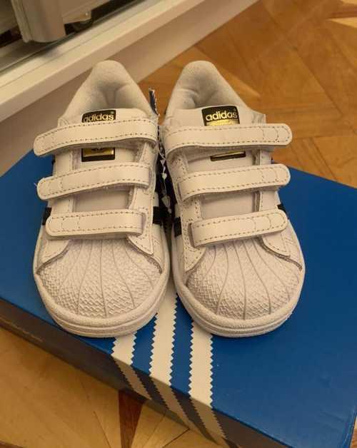 Кроссовки Adidas super star