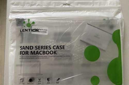 Защитный пластиковый чехол на macbook