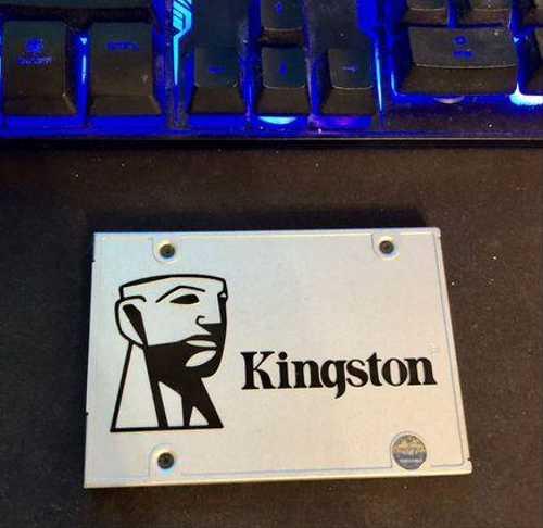 SSD 240Gb kingston