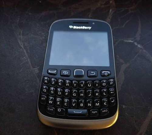 Qwerty телефон BlackBerry Curve 9320 новый