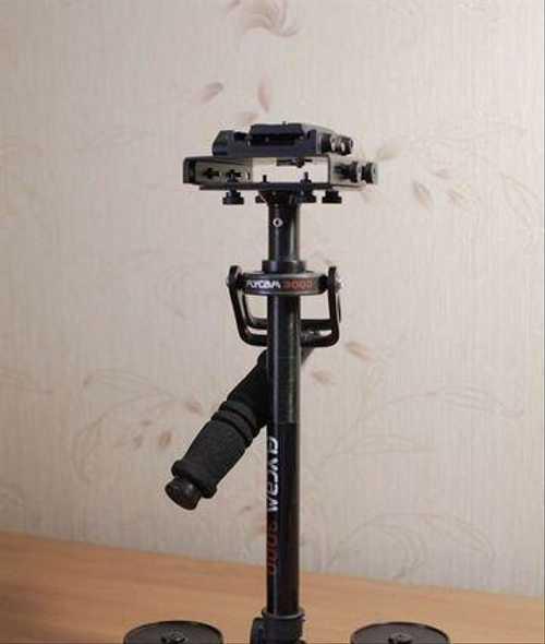 Flycam Steadycam 3000 Pro + Manfrotto 577