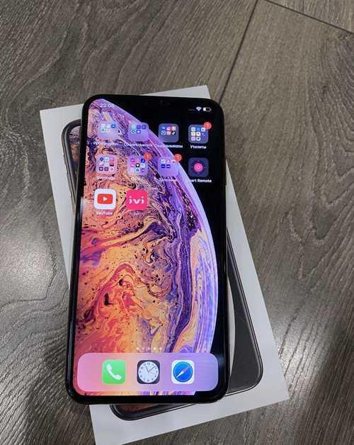 Телефон iPhone XS Max