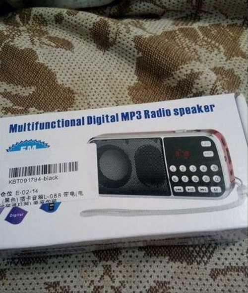 Новый радиоприемник mp3-usb-sd-плейер плюс фонарик