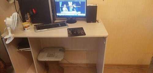Компьютерный стол из 2 частей