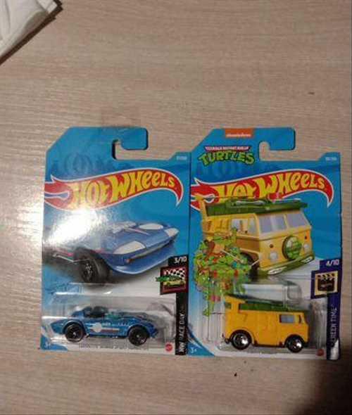 Hot wheels машинки