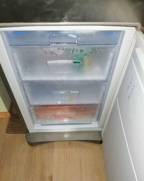 Холодильник indesit bh20