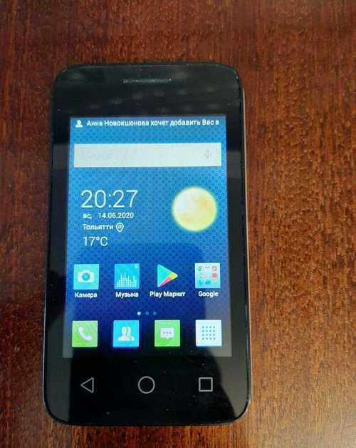 Смартфон Alcatel ONE touch pixi 3