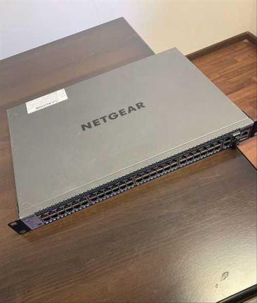 Коммутатор Netgear M4300-52G