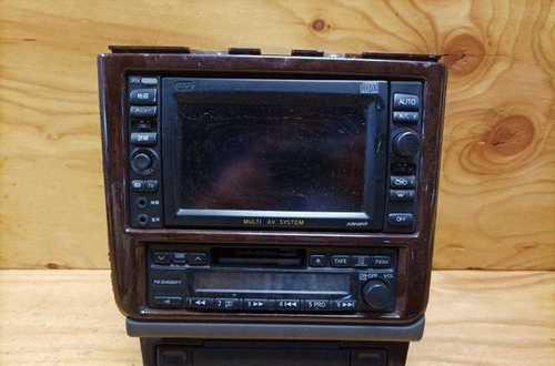 Рамка магнитофона Nissan Stagea wgnc34 RB25DE 1999
