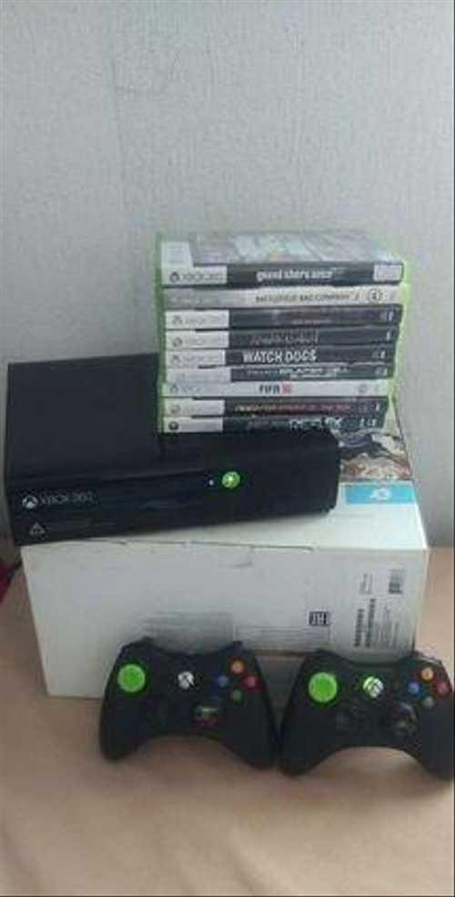Xbox 360Е 500гб + 9 игр + 2 джойстика