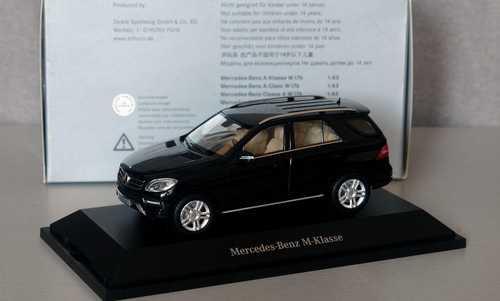 1/43 Schuco Mercedes Benz ML-Klasse 2011 w166
