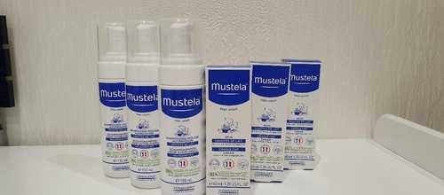 Детский шампунь Mustela от себорейных корочек