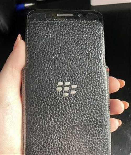 Телефон BlackBerry Z30