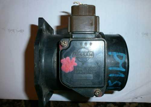 Дмрв hitachi 22680 2J200 nissan 3-х контактный