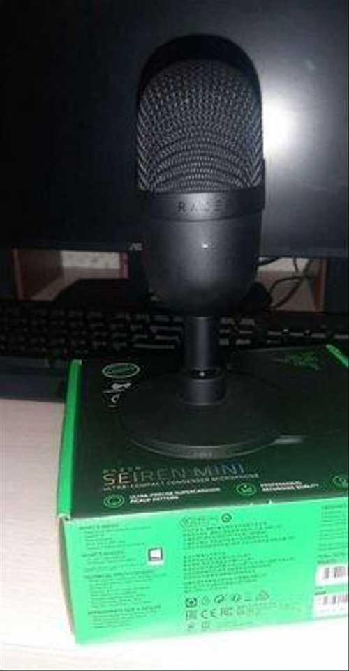 Микрофон Razer Seiren Mini