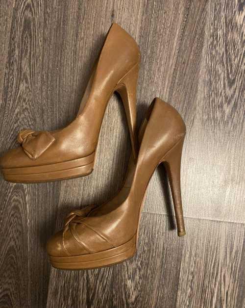 Туфли Casadei 38.5