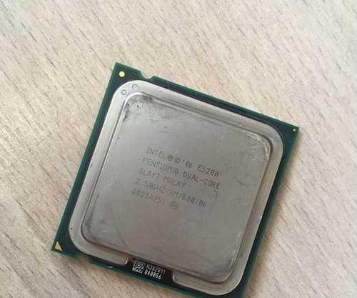 Intel Pentium E5200 Wolfdale 2.50 GHz (775)