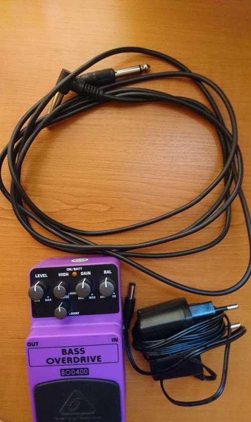 Педаль эффекта Behringer bass overdrive BOD400