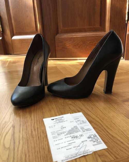 Туфли чёрные corso como