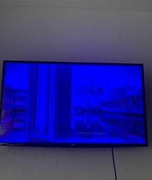 Телевизор LG 43UH610V