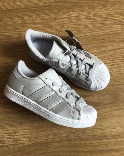 Новые кроссовки рр 33 adidas super star