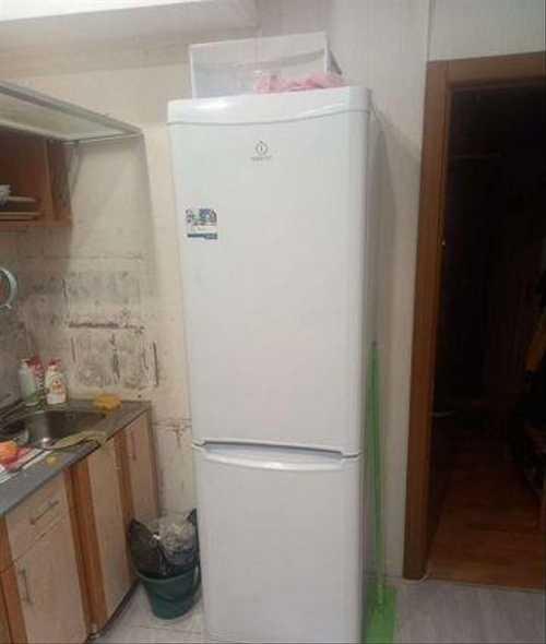 Холодильник Indesit BA 20.025