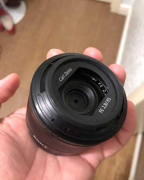 Объектив Sony Zeiss planar 35mm f 2,8