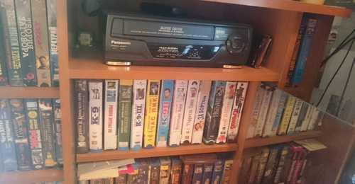 Видеомагнитофон Panasonic SR50 и кассеты