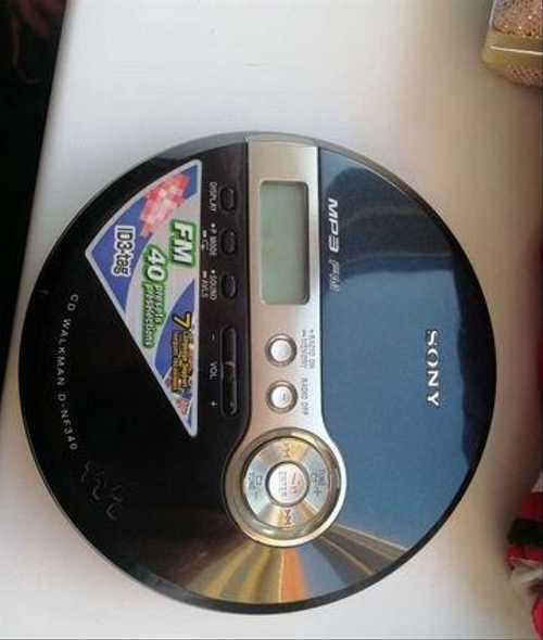 CD/MP3 плеер с FM тюнером Sony