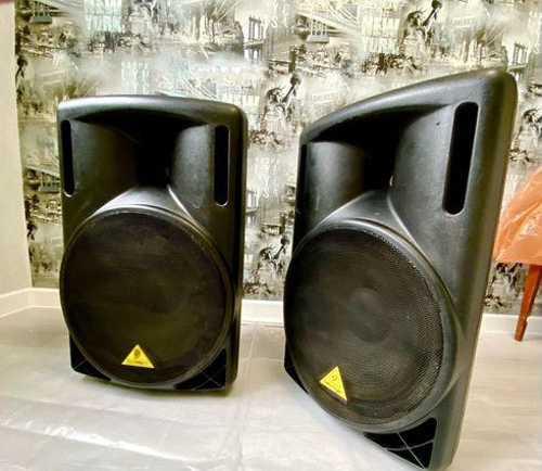 Behringer B215D активные колонки