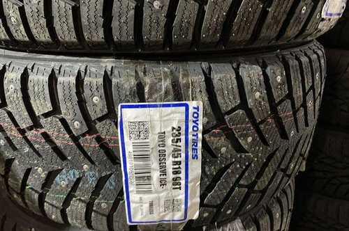 Toyo Observe Ice-Freezer 235/45 R18 98T