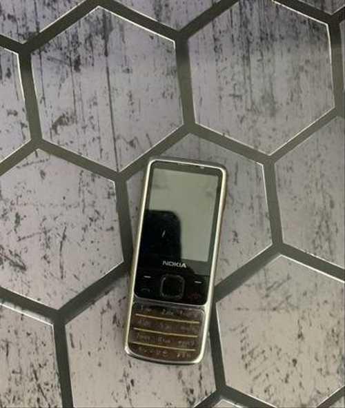 Nokia 6700 classic