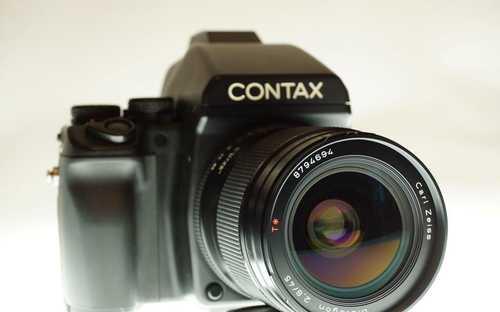 Contax 645 +Carl Zeiss Distagon 45 2,8 kit