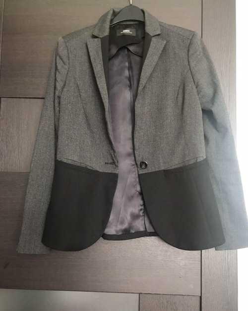 Женский костюм Mexx