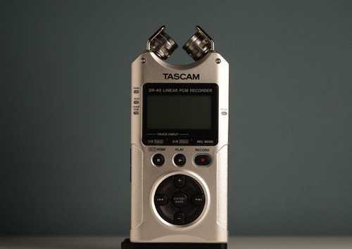 Рекордер Tascam DR-40 Version 2