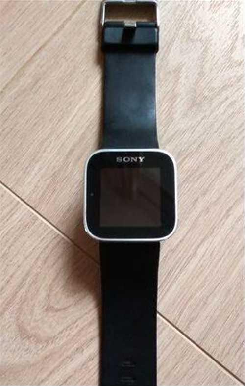 Часы Sony SmartWatch