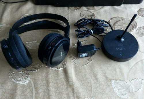 Безпроводные наушники Sony MDR-RF811R