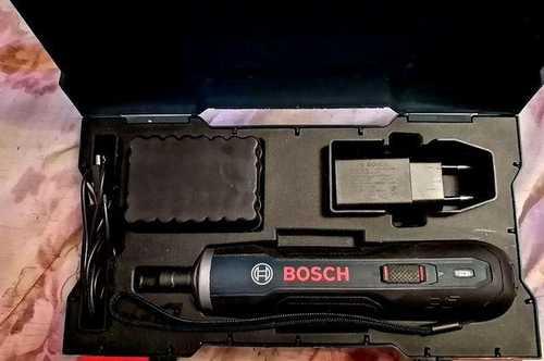 Аккумуляторная отвёртка Bosch go kit professional