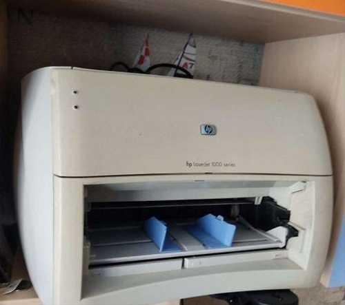 Принтер лазерный hp